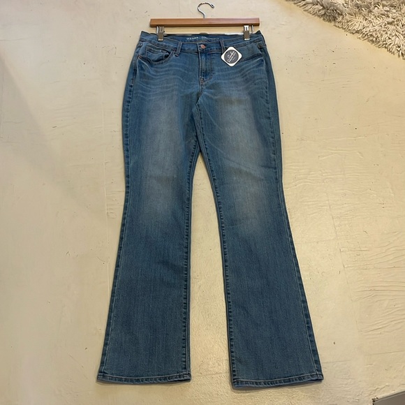 Old Navy | Jeans | Old Navy Curvy Profile Middle Rise Bootcut | Poshmark